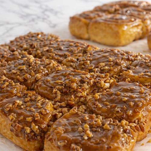 Stacy Lynn's Caramel Pecan Cinnamon Rolls (6 ct)